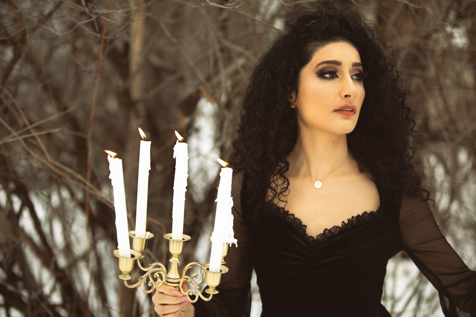 Whimsical Portraits with Israa – Angela Holmyard Photography